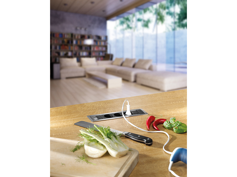 Bachmann Power Frame Power Stips 3-way 3x power socket (317.100) buy ...